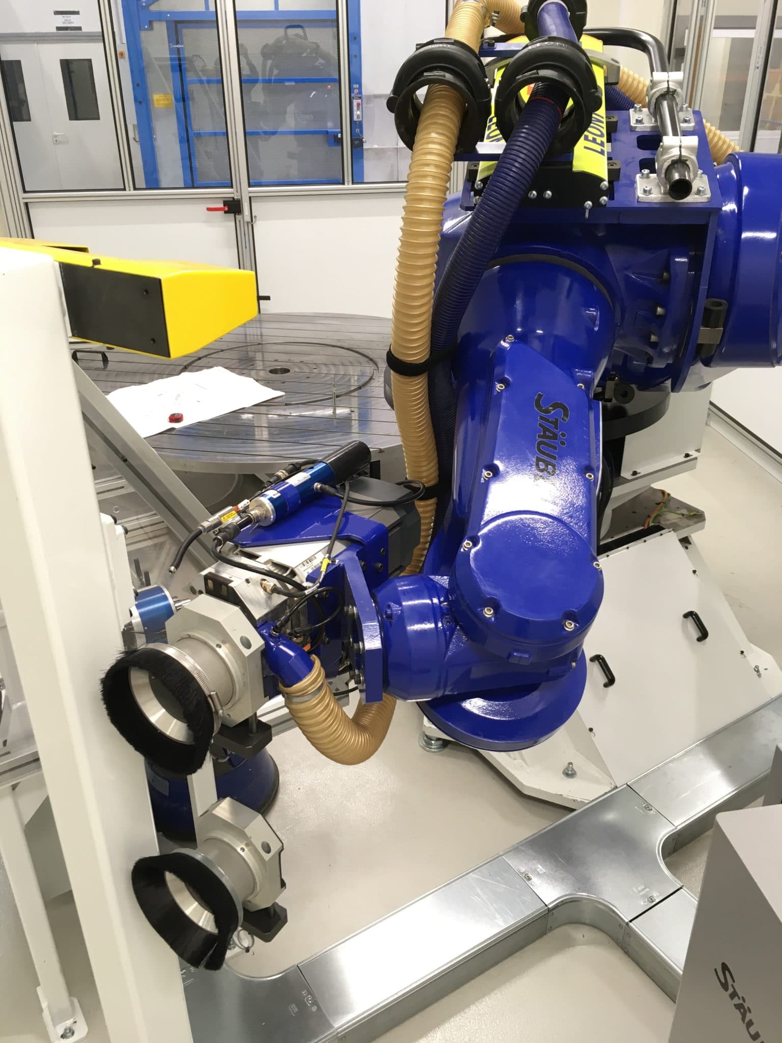 CNC Robot Cell - CRENO